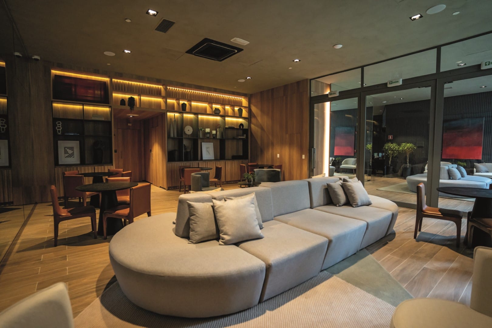 JK Square Residence | Rua Joaquim Floriano 198